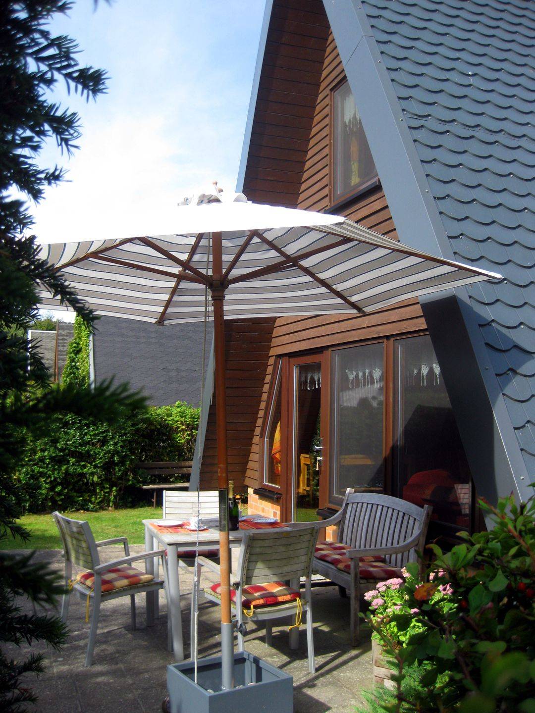 56 M² Ferienhaus ∙ 2 Schlafzimmer ∙ 4 Gäste - Ahrenshoop