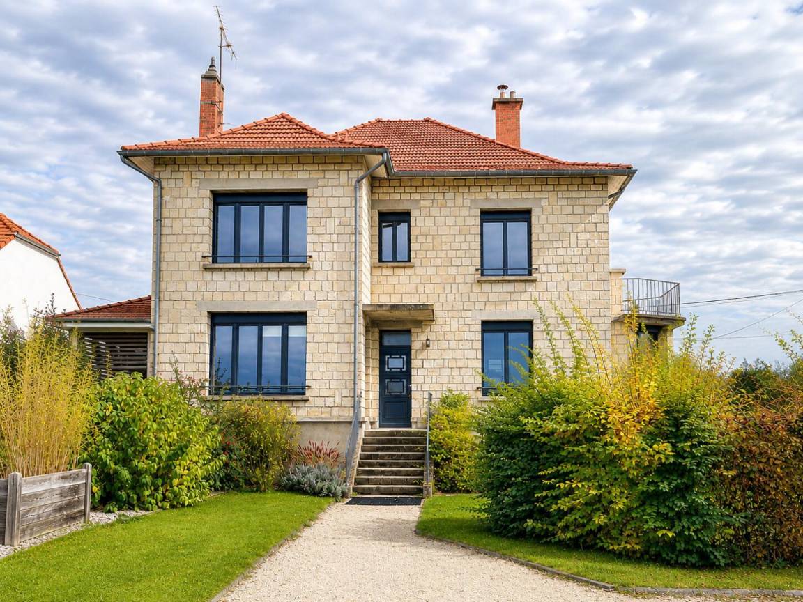 Gîte ∙ 6 Schlafzimmer ∙ 12 Gäste - Châlons-en-Champagne