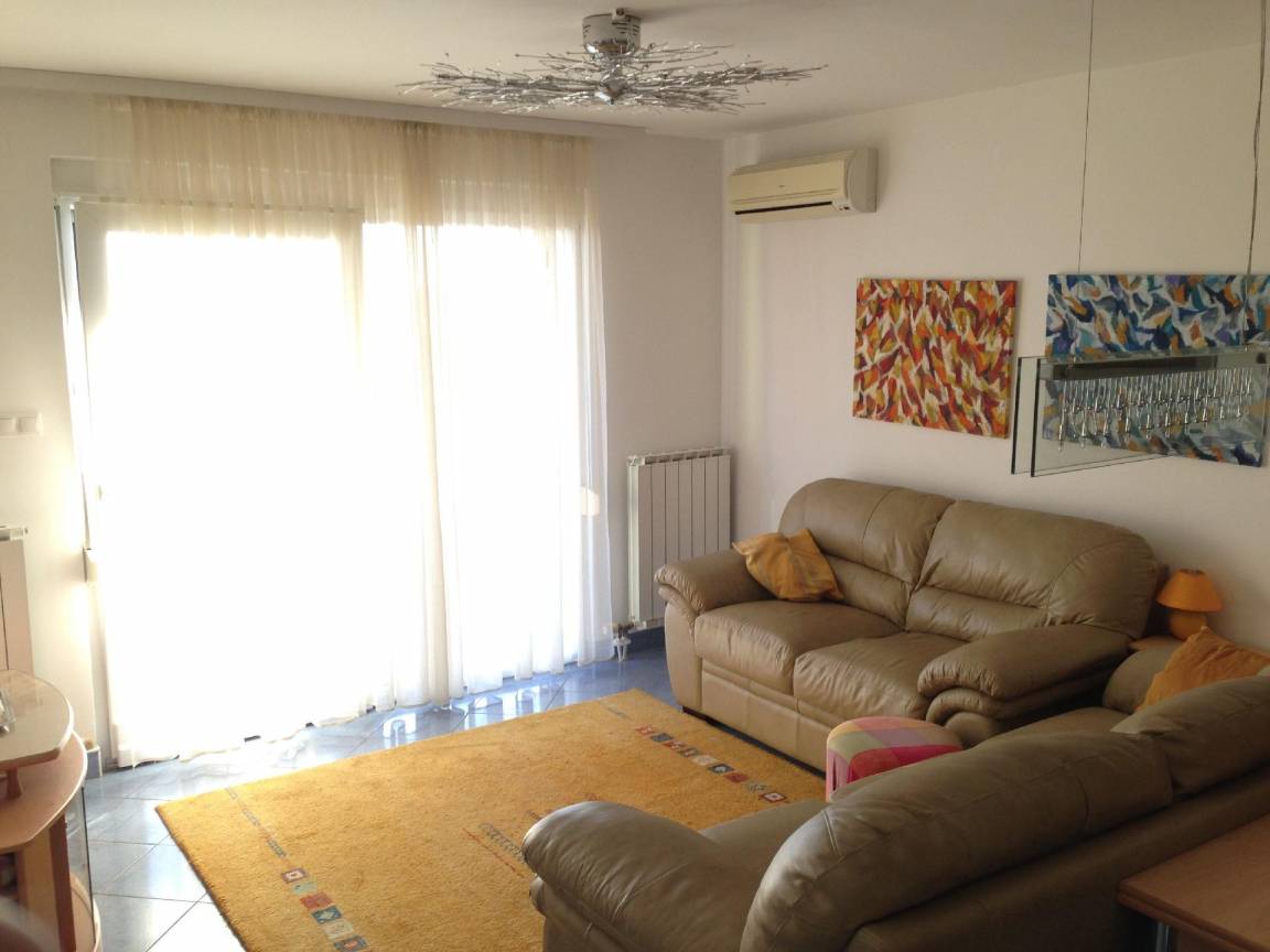 54 M² Ferienwohnung ∙ 2 Schlafzimmer ∙ 4 Gäste - Crikvenica
