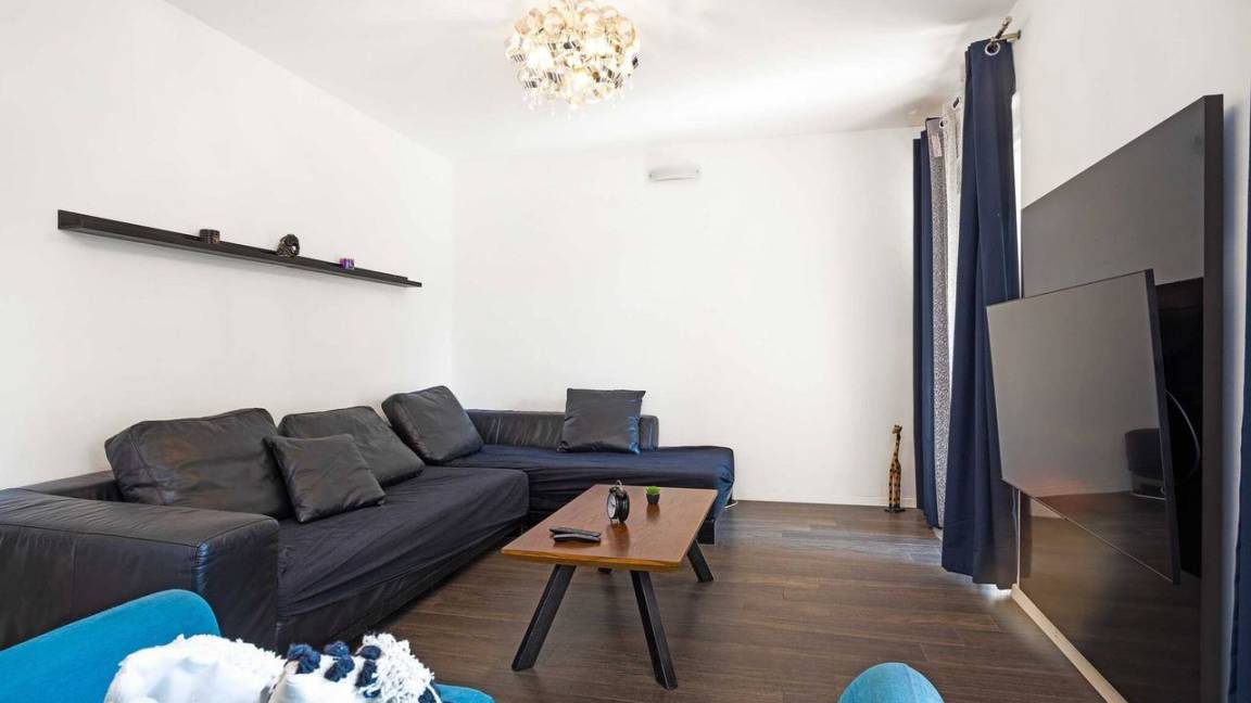 179 M² Ferienwohnung ∙ 3 Schlafzimmer ∙ 8 Gäste - Šibenik