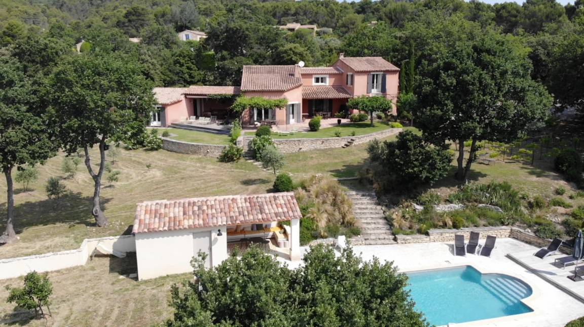 240 M² Villa ∙ 6 Chambres ∙ 12 Personnes - Roussillon