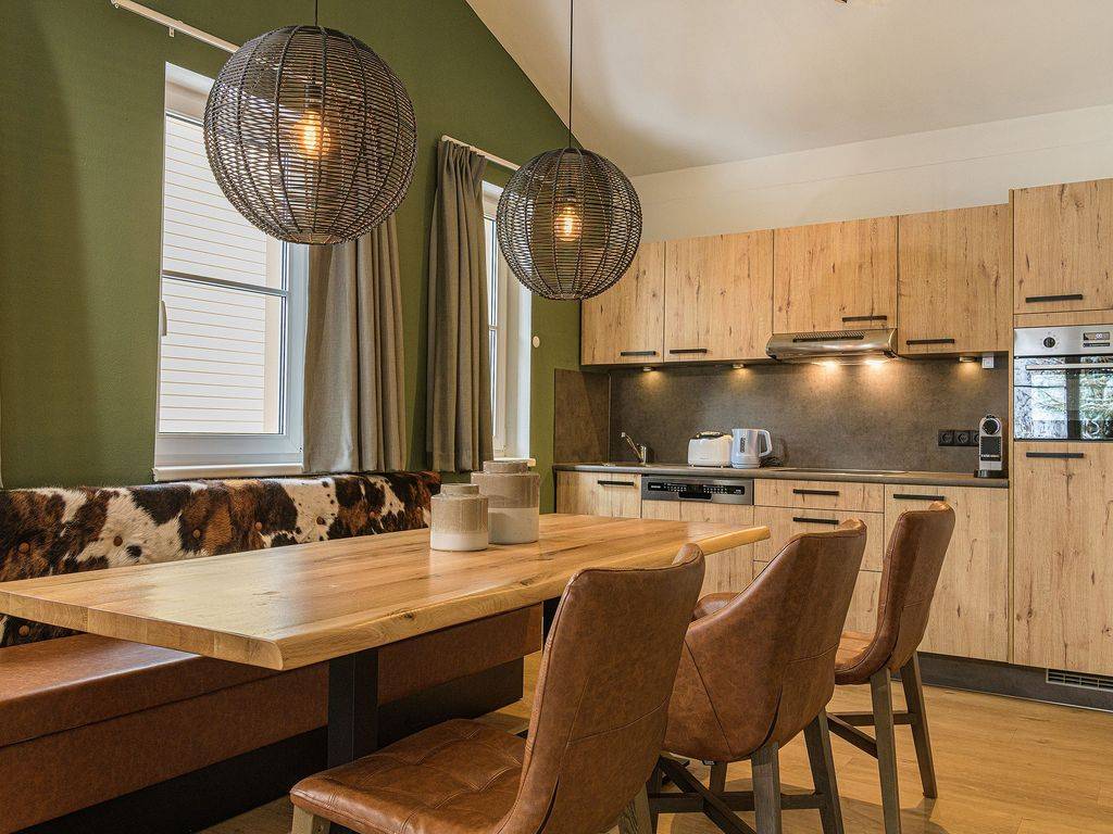 105 M² Ferienwohnung ∙ 4 Schlafzimmer ∙ 10 Gäste - Leogang