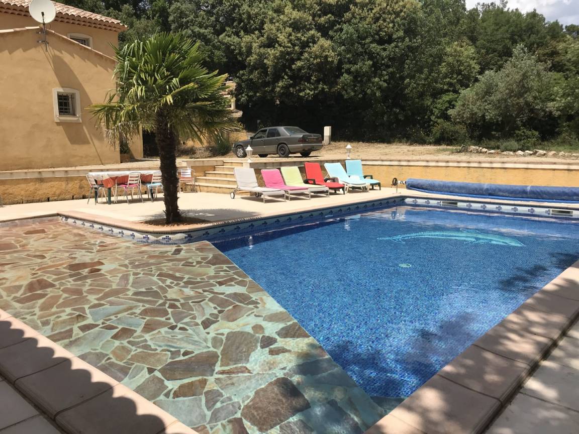 135 M² Villa ∙ 3 Schlafzimmer ∙ 6 Gäste - Bauduen