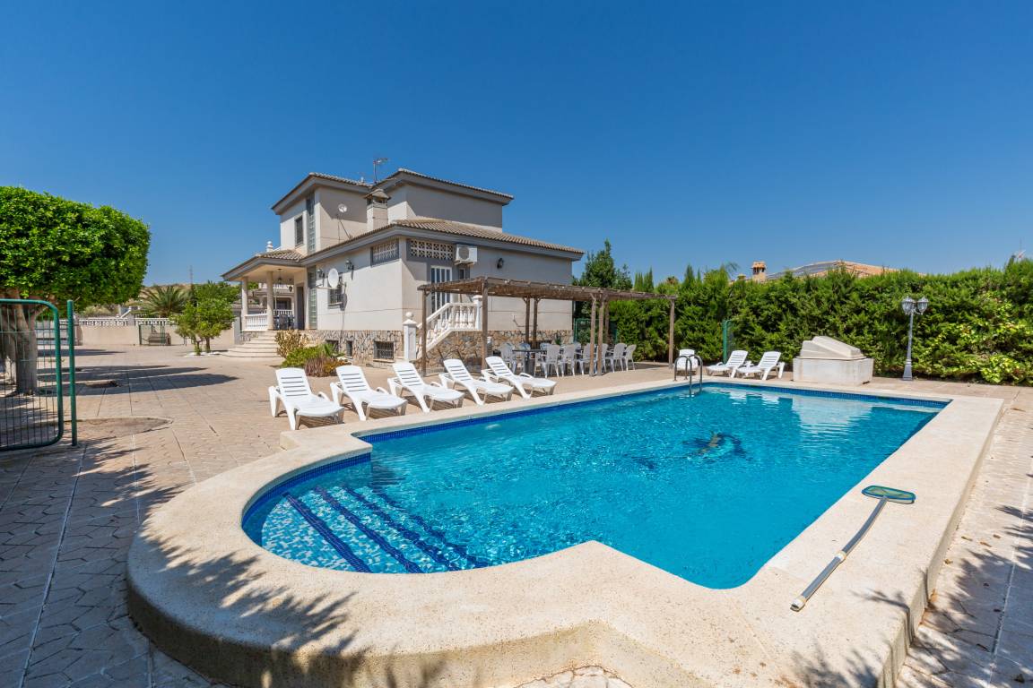 350 M² Villa ∙ 9 Schlafzimmer ∙ 23 Gäste - El Campello