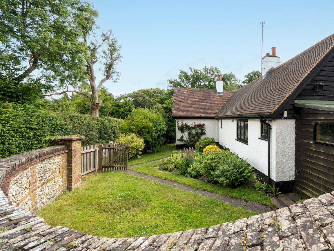 149 M² House ∙ 3 Bedrooms ∙ 6 Guests - High Wycombe