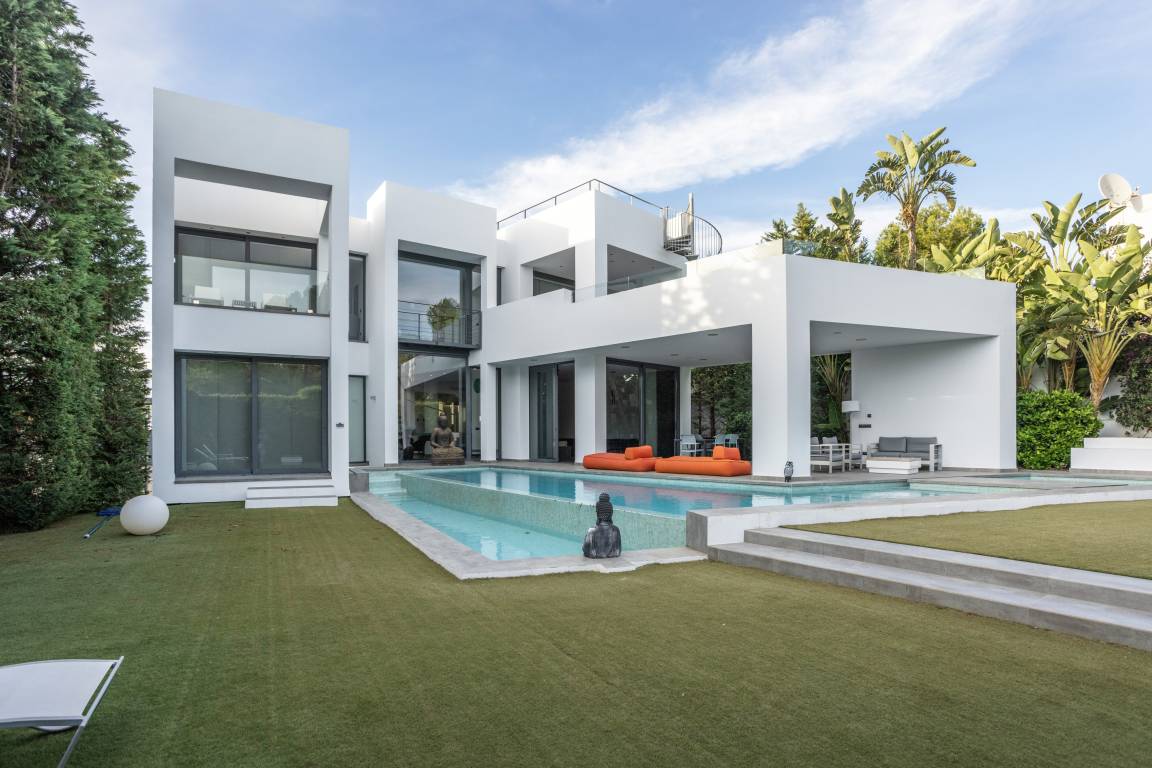 520 M² Casa ∙ 4 Habitaciones ∙ 8 Huéspedes - Santa Eulalia del Río