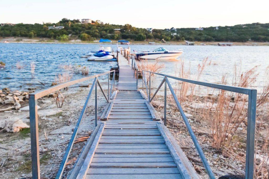Condo ∙ 2 Bedrooms ∙ 6 Guests - Lago Vista, TX