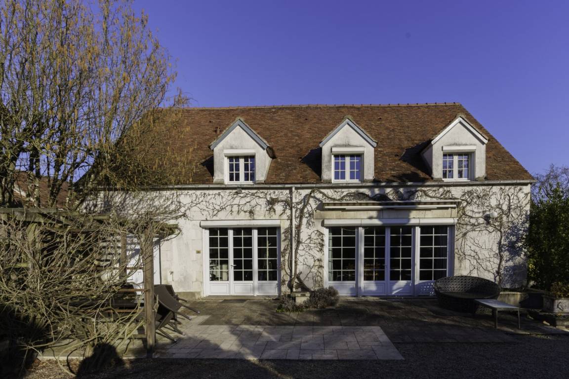 160 M² Gîte ∙ 6 Chambres ∙ 10 Personnes - Bourgogne-Franche-Comté