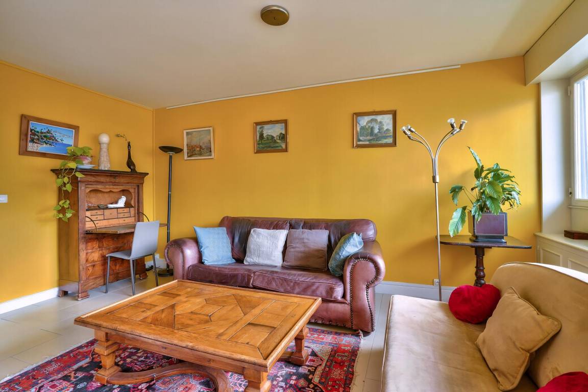105 M² Appartement ∙ 3 Chambres ∙ 5 Personnes - Quartier de Belleville