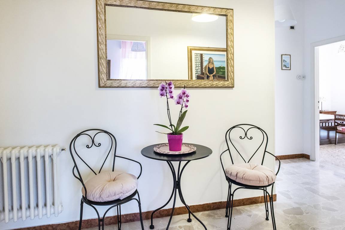 100 M² Apartment ∙ 3 Bedrooms ∙ 6 Guests - Sirolo