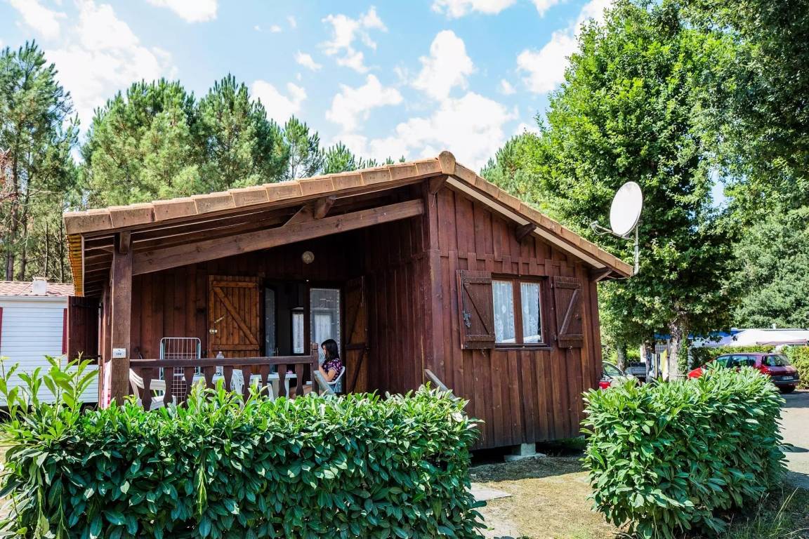 34 M² Chalet ∙ 2 Slaapkamers ∙ 6 Gasten - Sainte-Eulalie-en-Born
