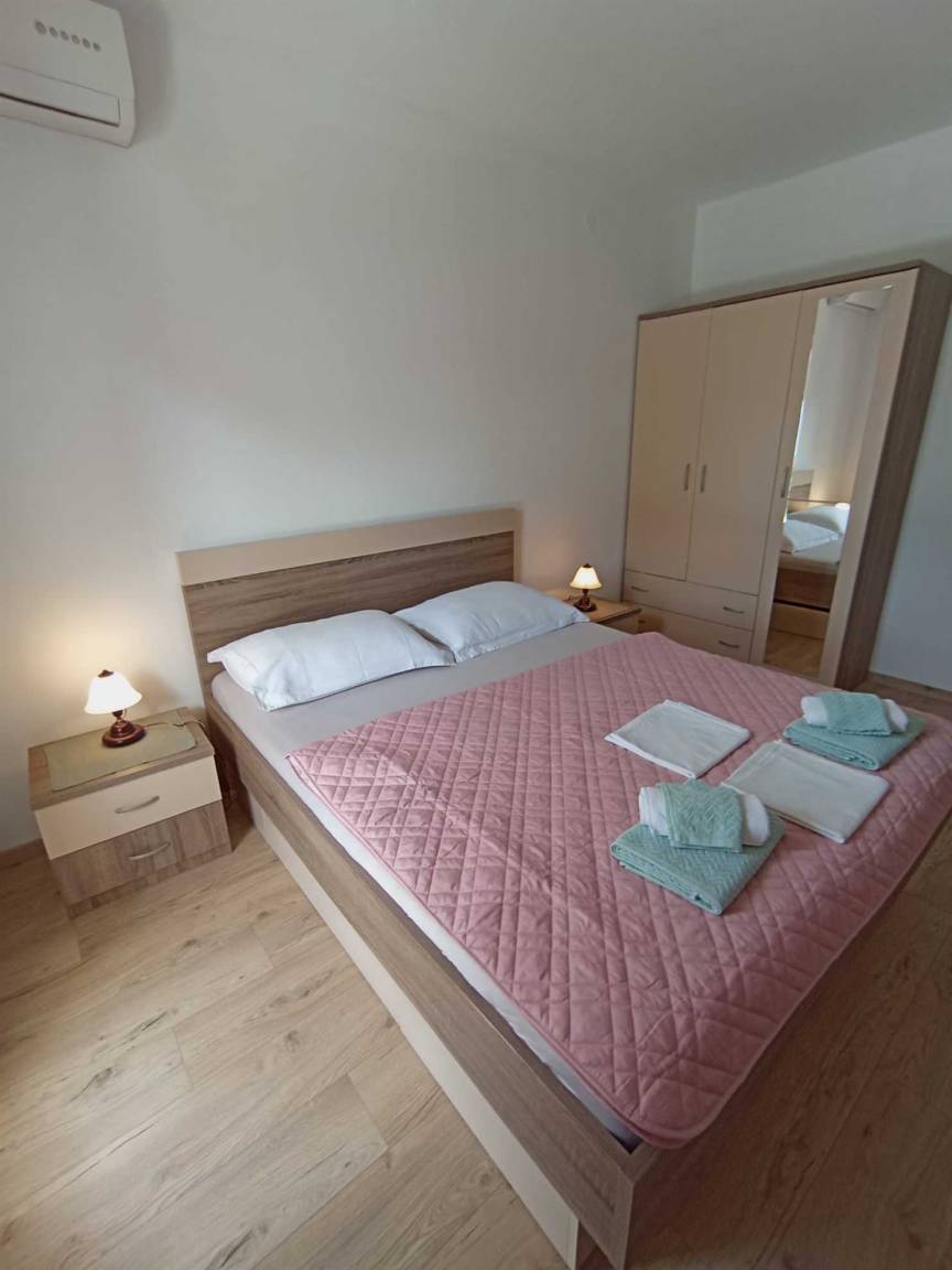 40 M² Apartment ∙ 2 Bedrooms ∙ 5 Guests - Podgora, Croatia