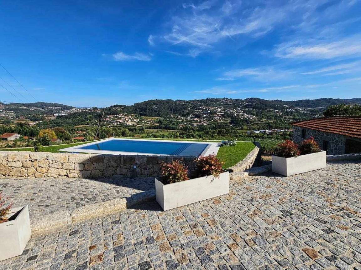 300 M² Maison De Vacances ∙ 5 Chambres ∙ 10 Personnes - Guimarães