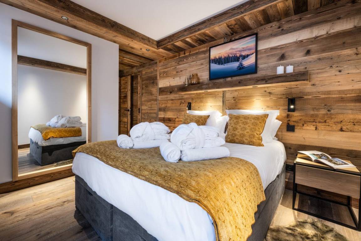 242 M² Ferienwohnung ∙ 5 Schlafzimmer ∙ 13 Gäste - Méribel