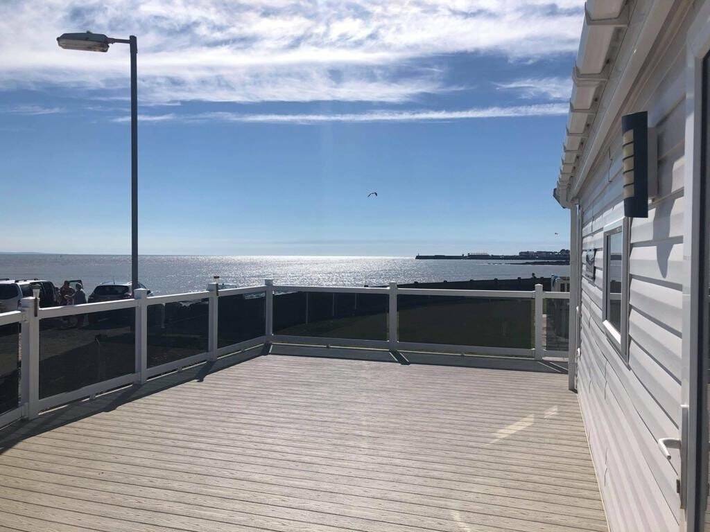 Cottage ∙ 3 Bedrooms ∙ 8 Guests - Porthcawl