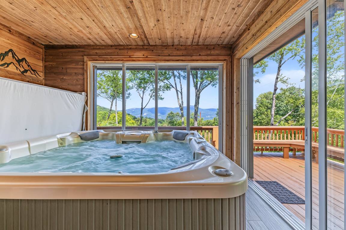325 M² Cabin ∙ 4 Bedrooms ∙ 18 Guests - Sugar Mountain, NC