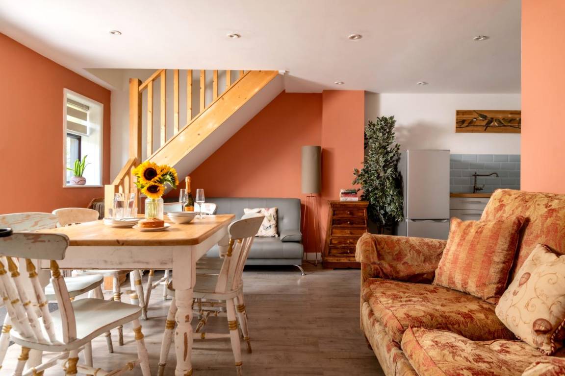 Cottage ∙ 2 Bedrooms ∙ 5 Guests - Folkestone