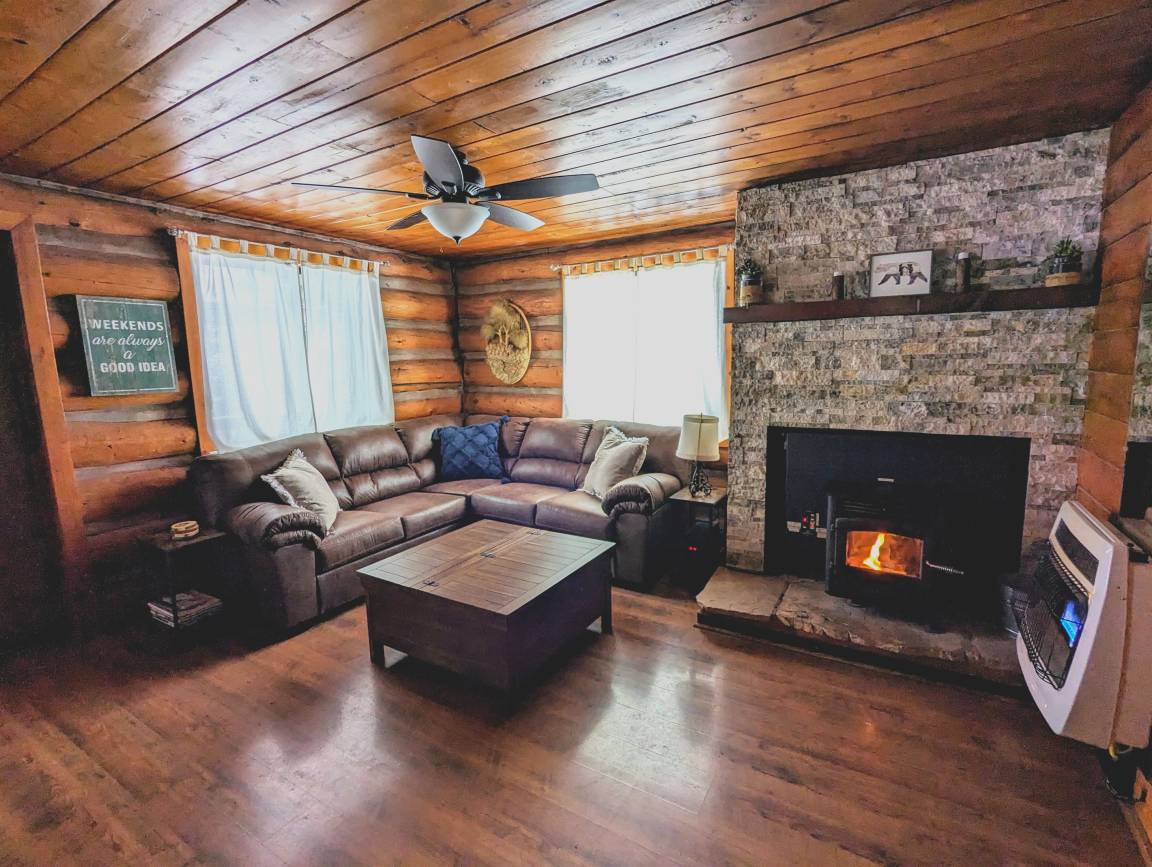 56 M² Cabin ∙ 2 Bedrooms ∙ 5 Guests - Pinetop-Lakeside, AZ