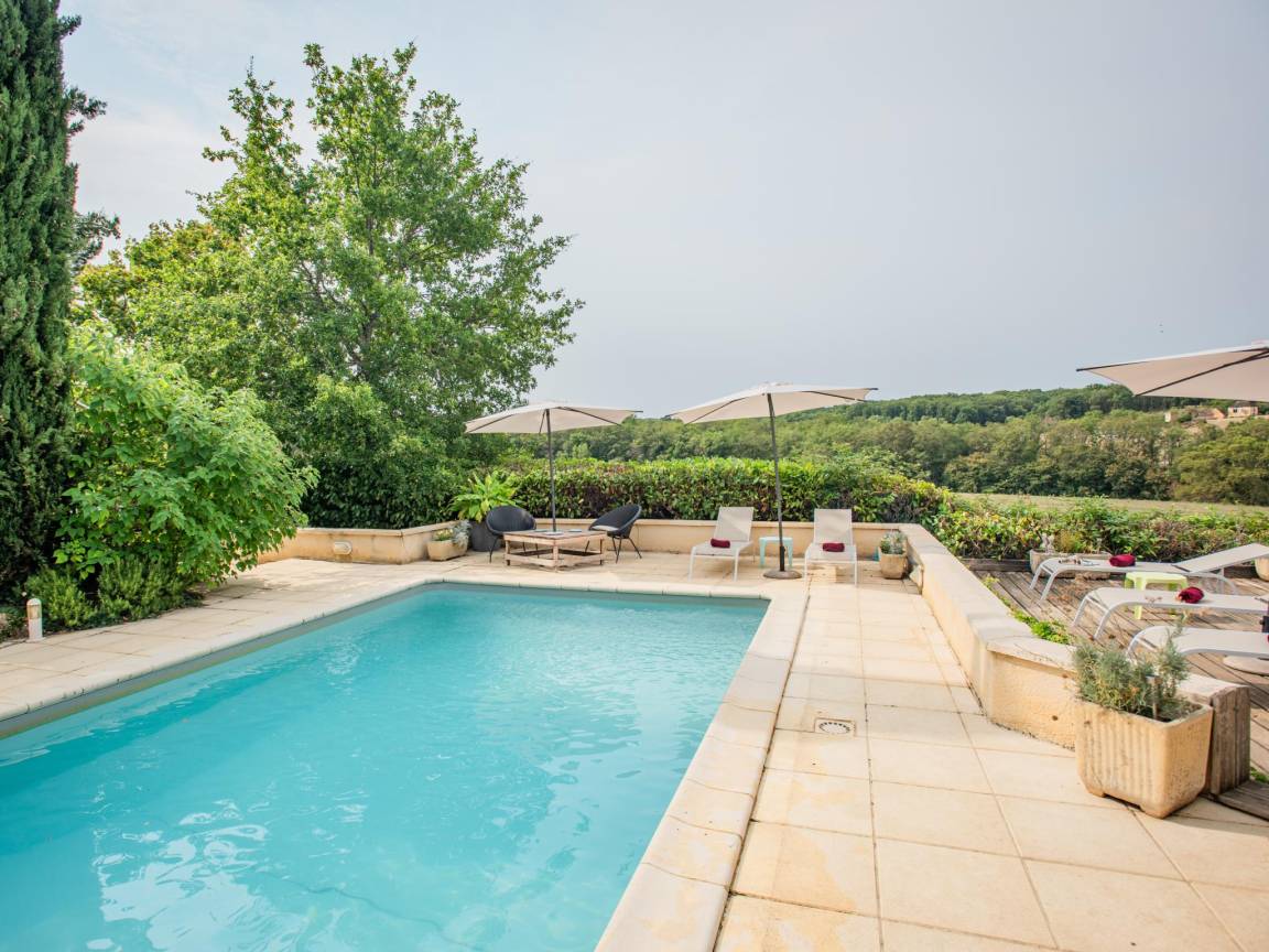 100 M² House ∙ 4 Bedrooms ∙ 8 Guests - Lot