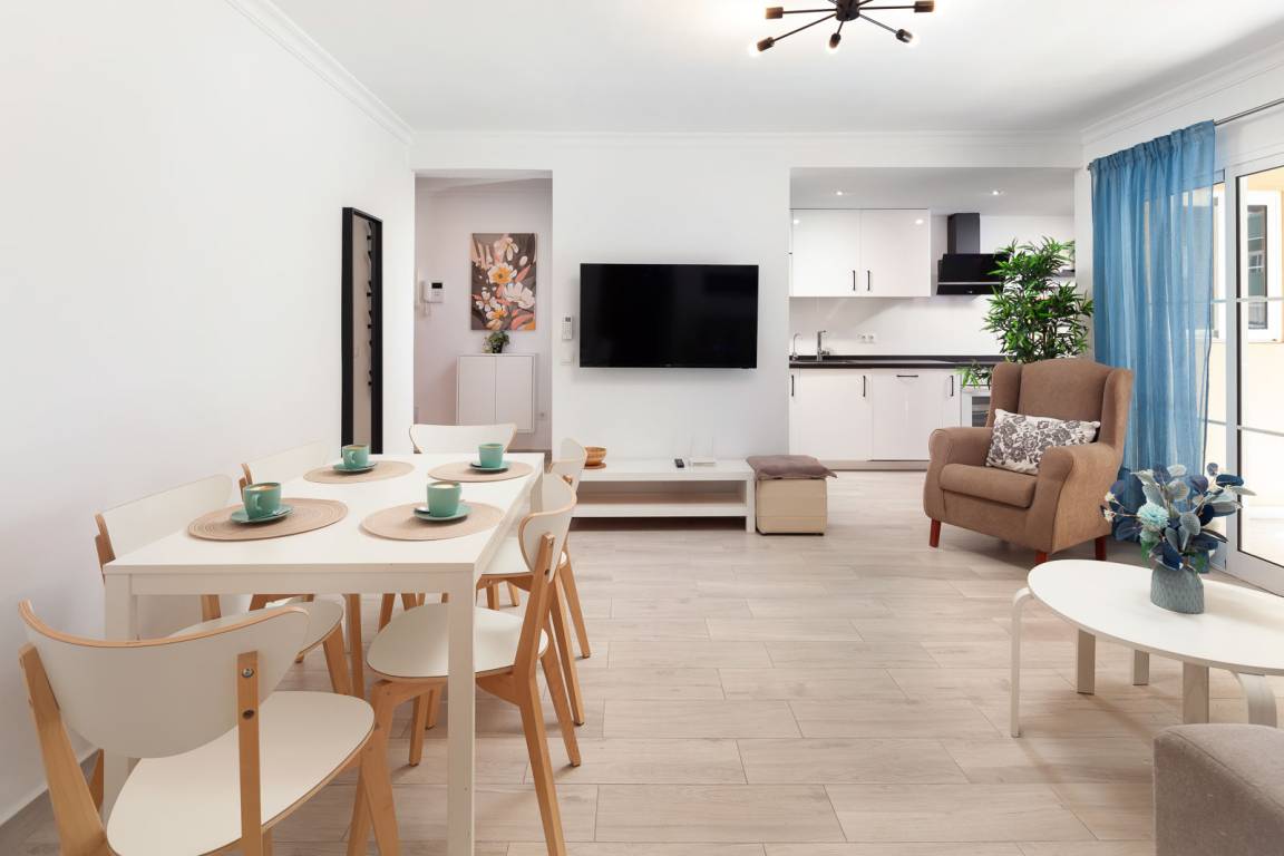 169 M² Apartament ∙ 3 Sypialnie ∙ 6 Gości - Fuengirola