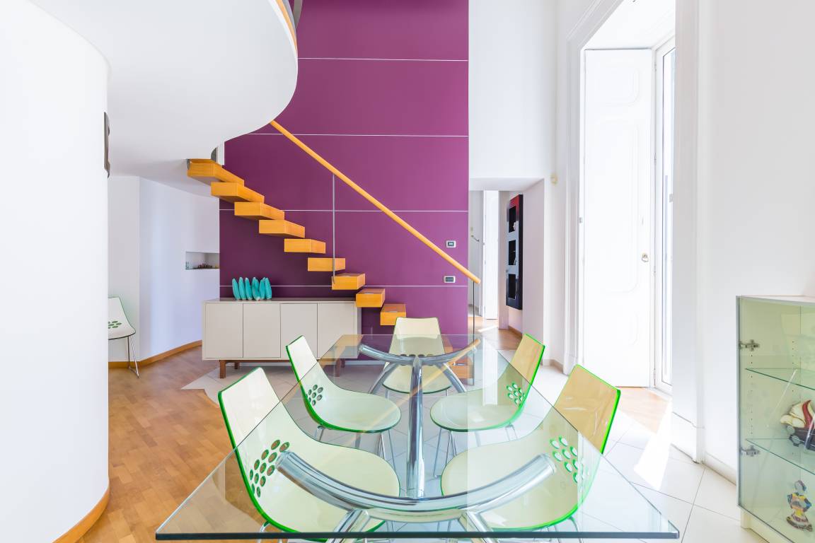 182 M² Ferienwohnung ∙ 4 Schlafzimmer ∙ 10 Gäste - Neapel