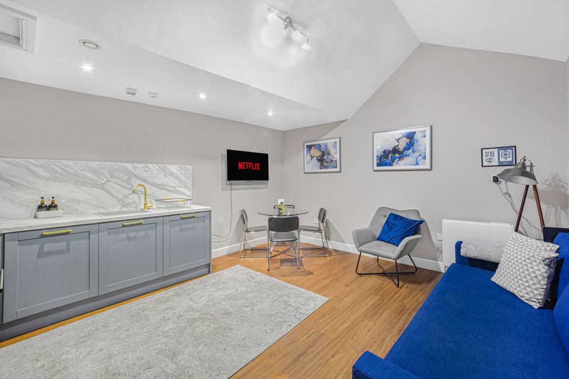 Cottage ∙ 2 Bedrooms ∙ 6 Guests - Chester