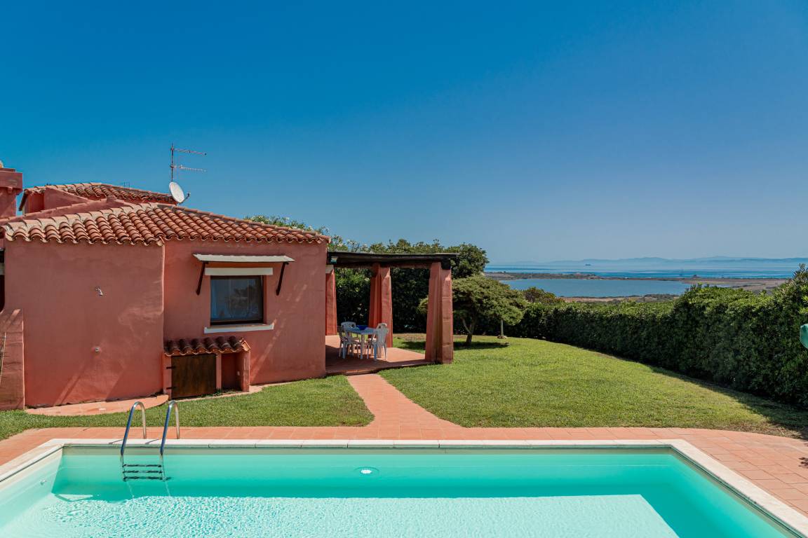 100 M² Villa ∙ 3 Habitaciones ∙ 7 Huéspedes - Stintino
