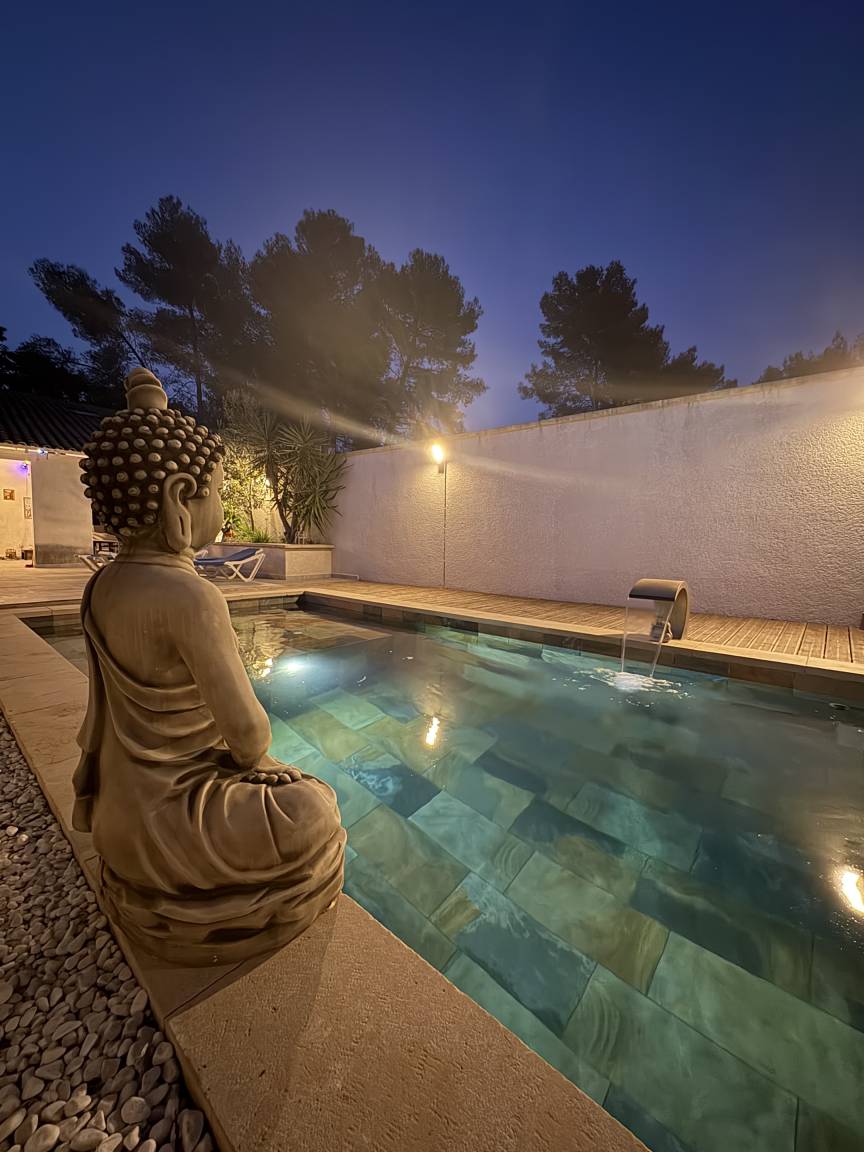 1500 M² Maison De Vacances ∙ 5 Chambres ∙ 12 Personnes - Calvisson