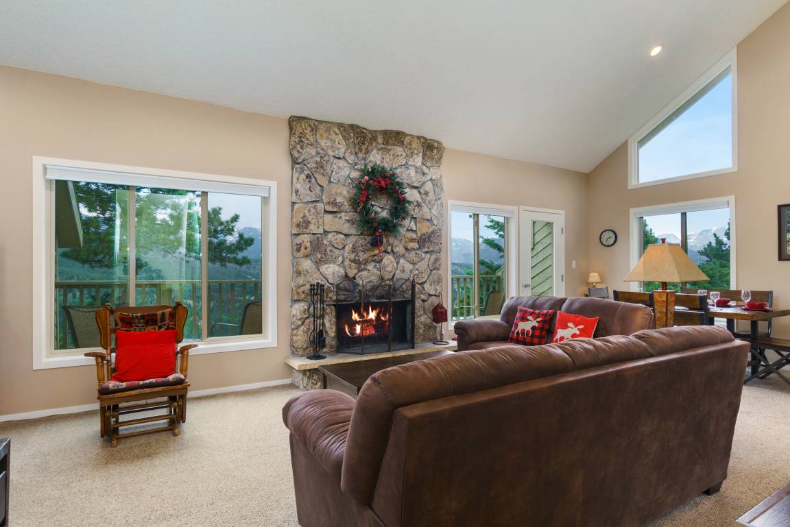 172 M² Condo ∙ 3 Bedrooms ∙ 8 Guests - Estes Park, CO