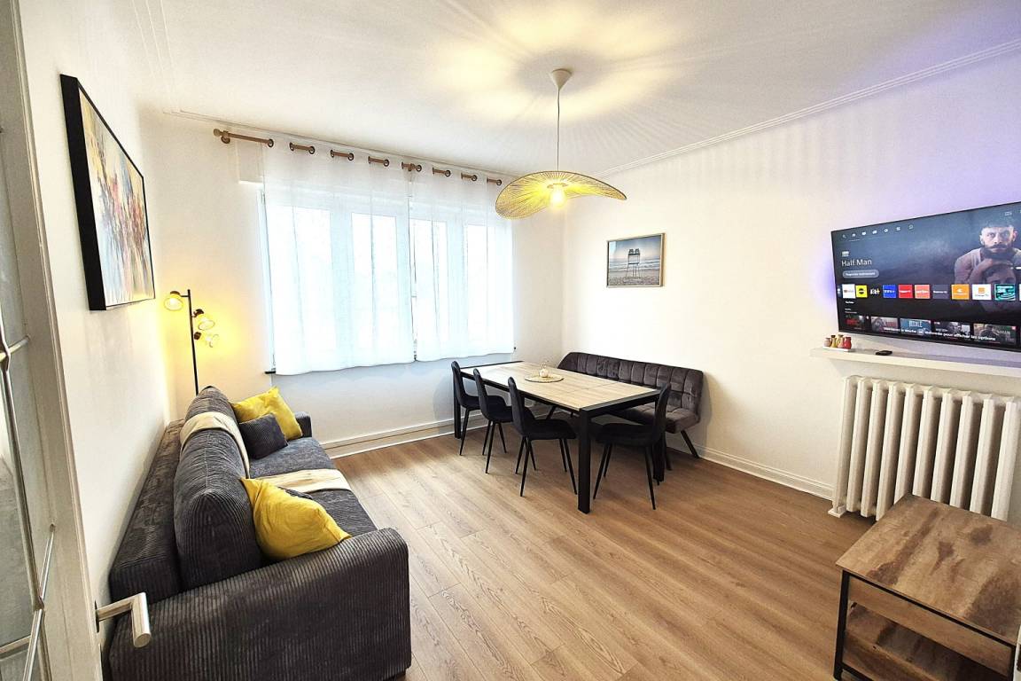110 M² Huoneisto ∙ 3 Makuuhuonetta ∙ 8 Vierasta - Thionville