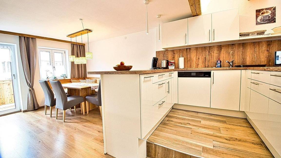 124 M² Apartment ∙ 4 Bedrooms ∙ 6 Guests - Berchtesgaden