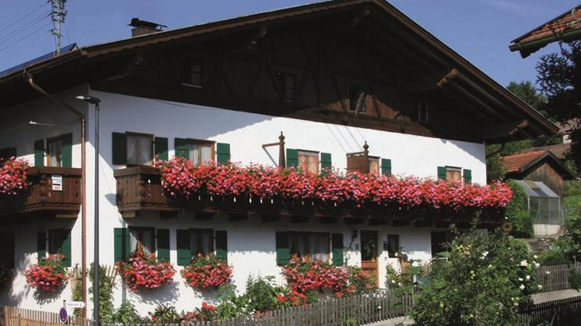 80 M² Ferienwohnung ∙ 2 Schlafzimmer ∙ 2 Gäste - Bad Kohlgrub