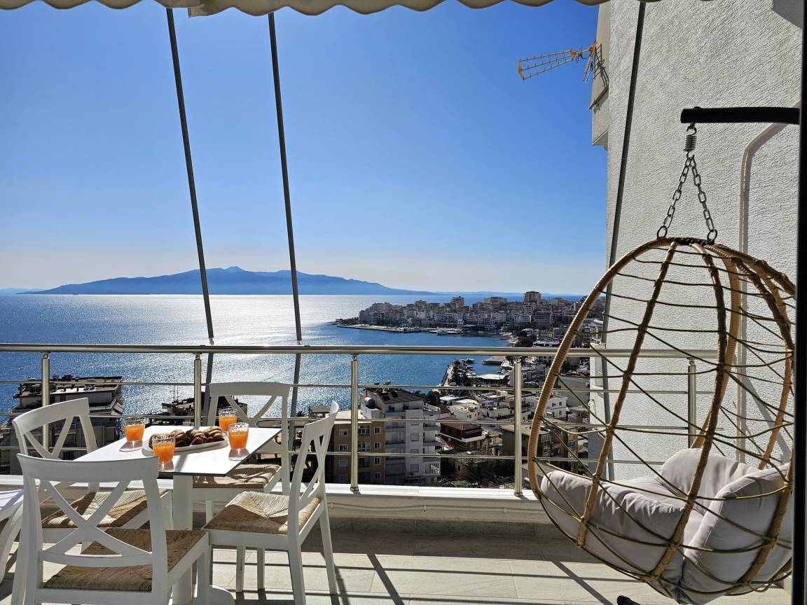 102 M² Apartment ∙ 2 Bedrooms ∙ 5 Guests - Sarandë