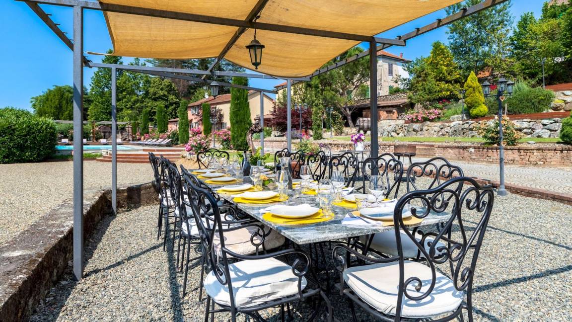 750 M² Villa ∙ 7 Camere Da Letto ∙ 14 Ospiti - Acqui Terme