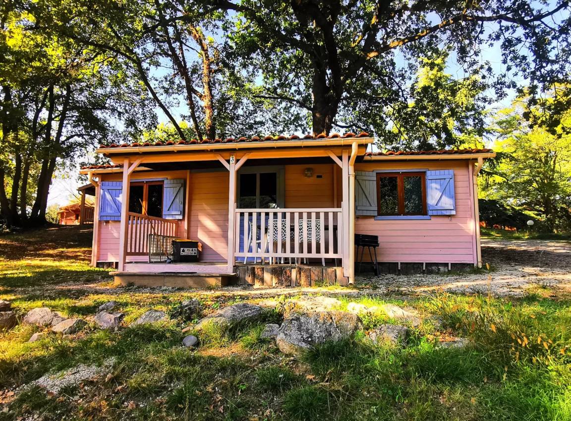 32 M² Chalet ∙ 2 Chambres ∙ 4 Personnes - Haute-Garonne