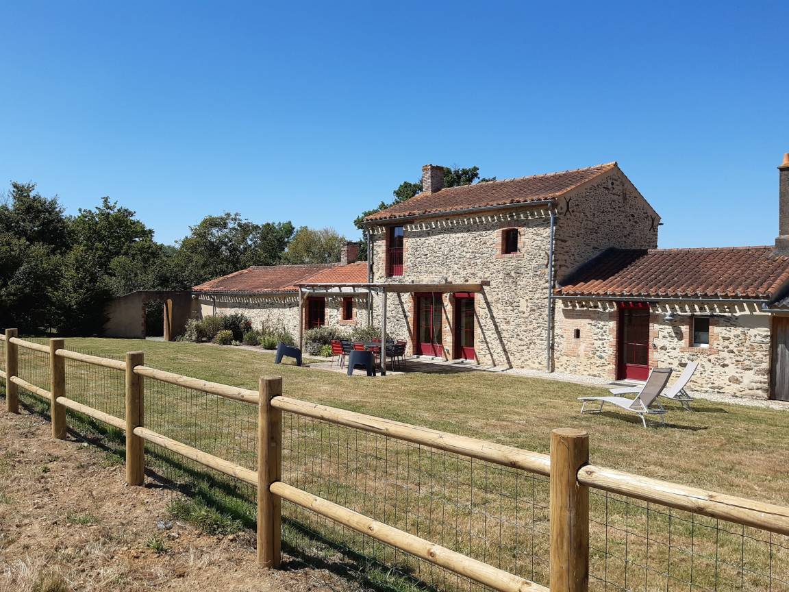 150 M² Cottage ∙ 3 Bedrooms ∙ 7 Guests - Vendée