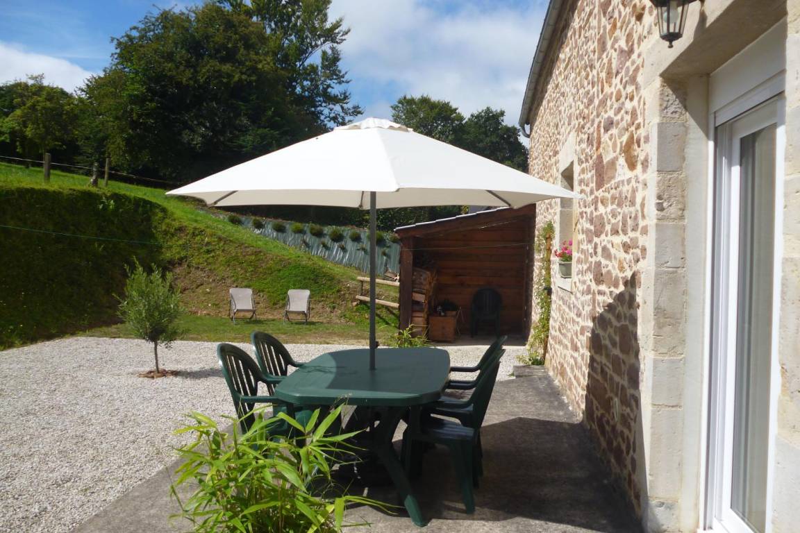 70 M² Gîte ∙ 2 Chambres ∙ 4 Personnes - Valognes