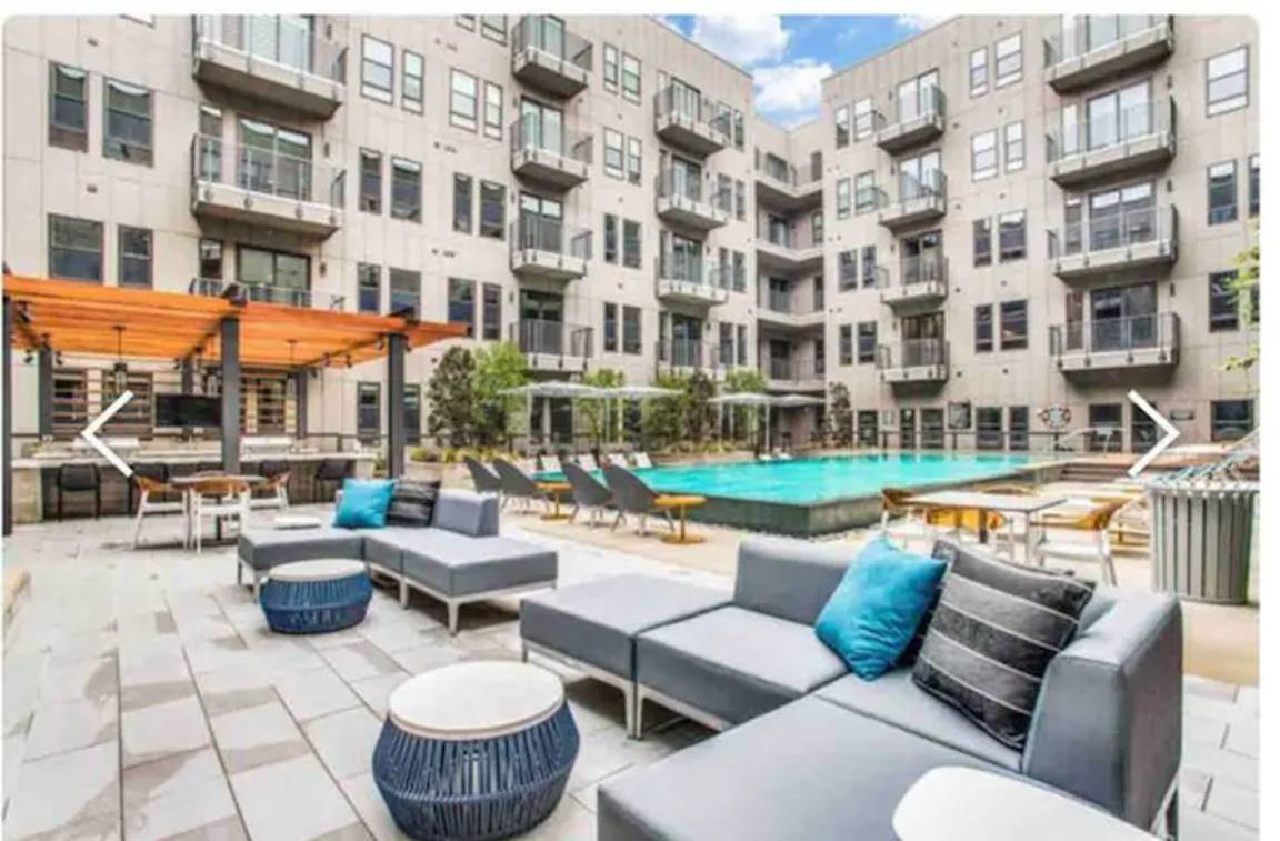 111 M² Apartment ∙ 2 Bedrooms ∙ 5 Guests - North Side - Fort Worth