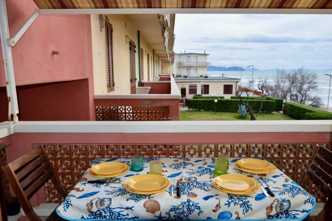 Apartment ∙ 2 Bedrooms ∙ 5 Guests - San Vincenzo
