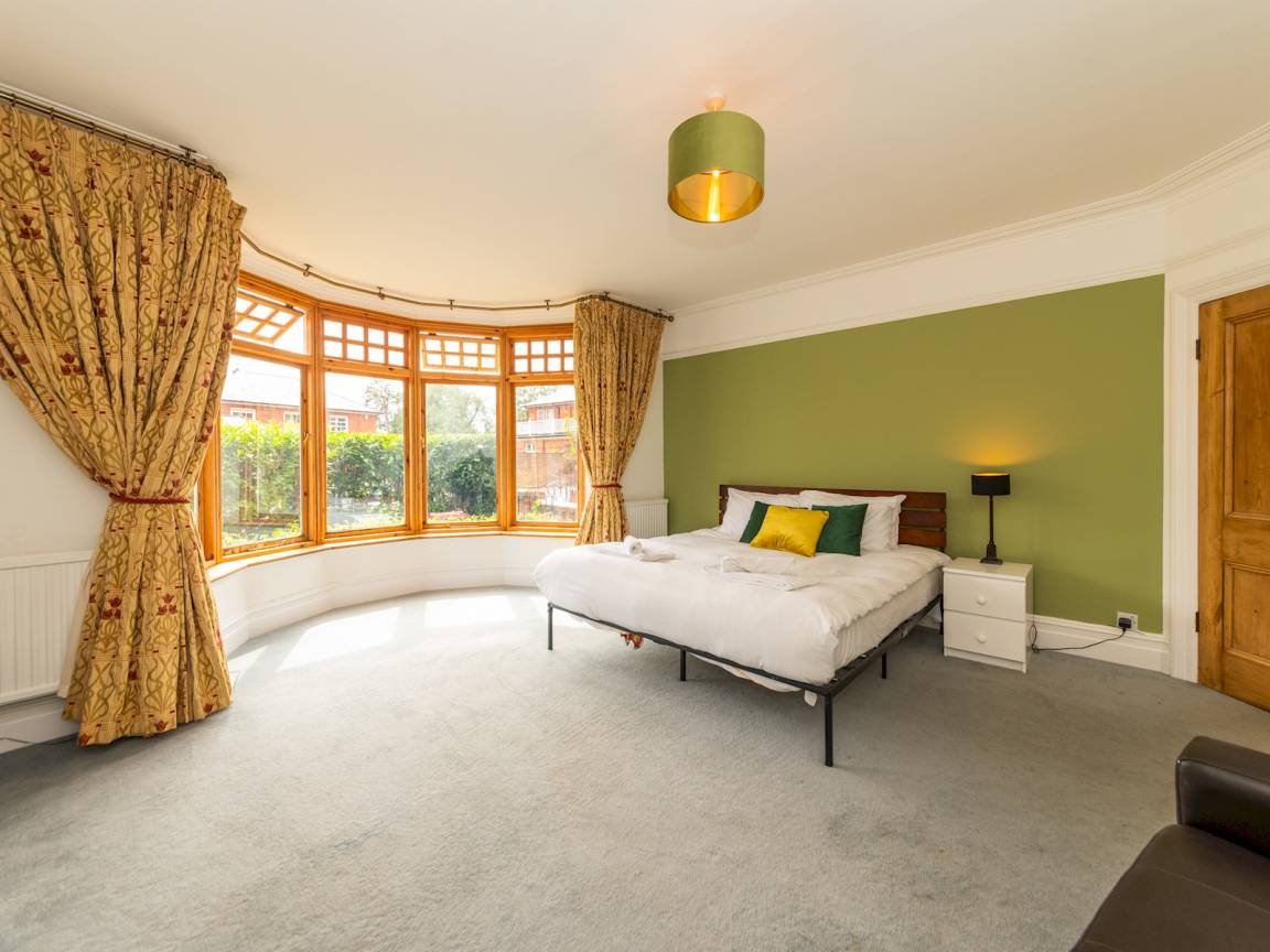 56 M² Apartment ∙ 2 Bedrooms ∙ 4 Guests - Caversham - Reading
