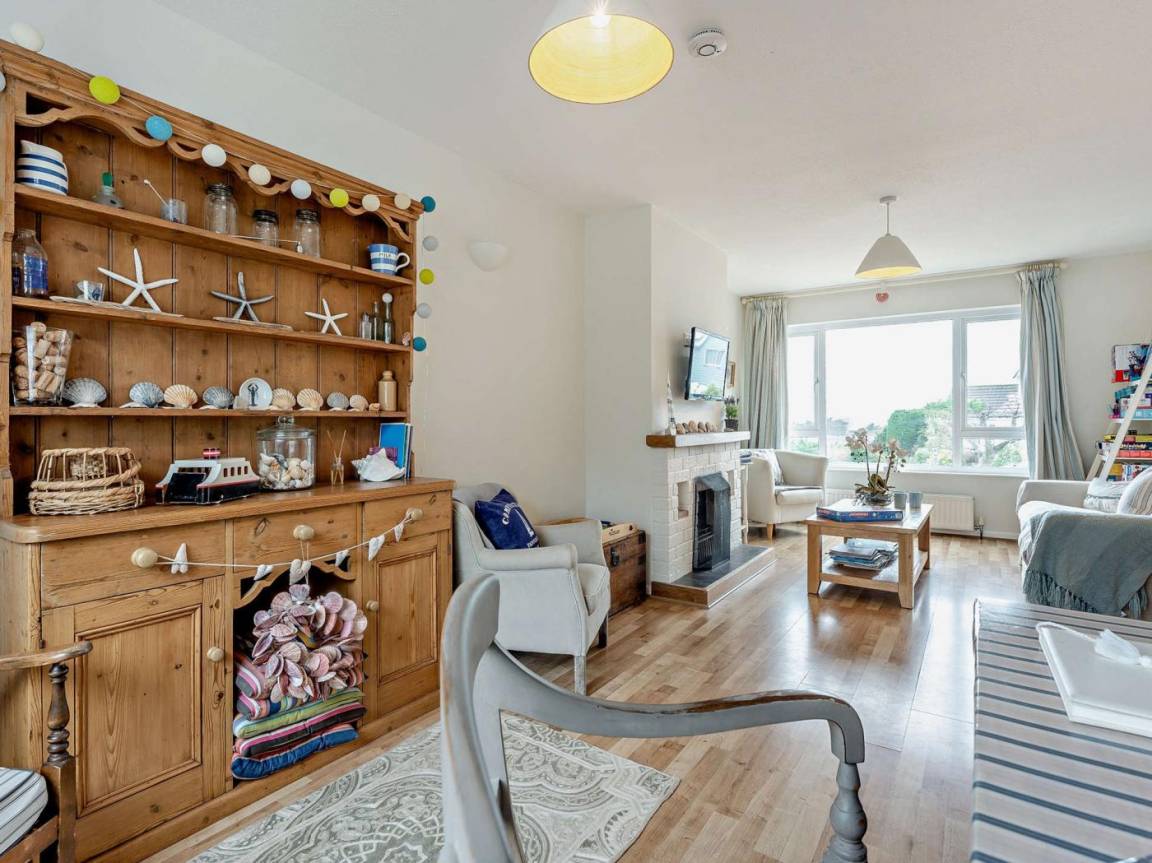Cottage ∙ 3 Bedrooms ∙ 6 Guests - Bembridge