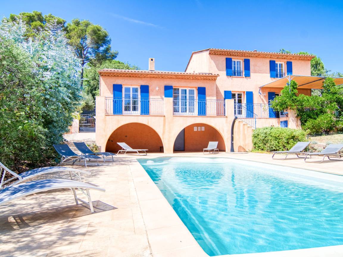 166 M² Maison De Vacances ∙ 4 Chambres ∙ 8 Personnes - Vidauban