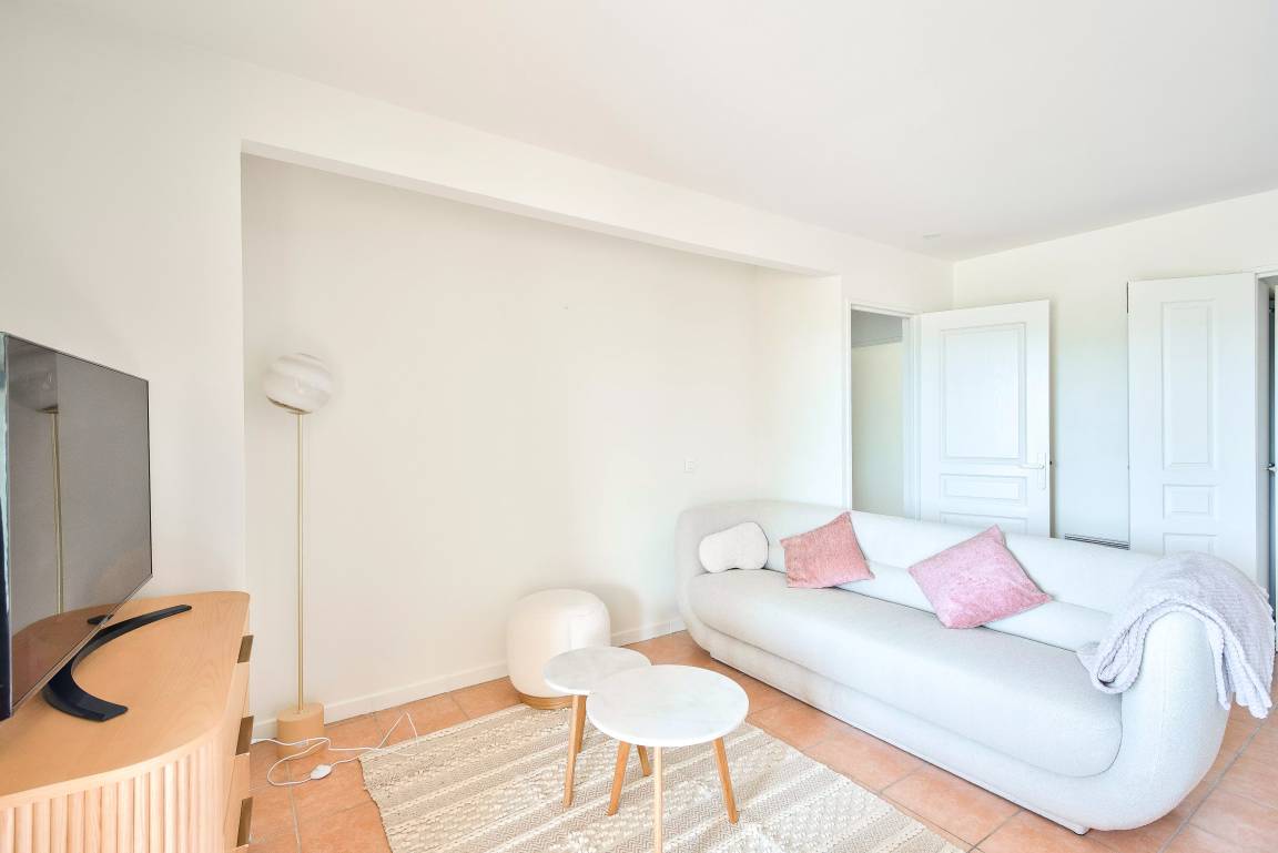 74 M² Ferienwohnung ∙ 2 Schlafzimmer ∙ 7 Gäste - Salon-de-Provence