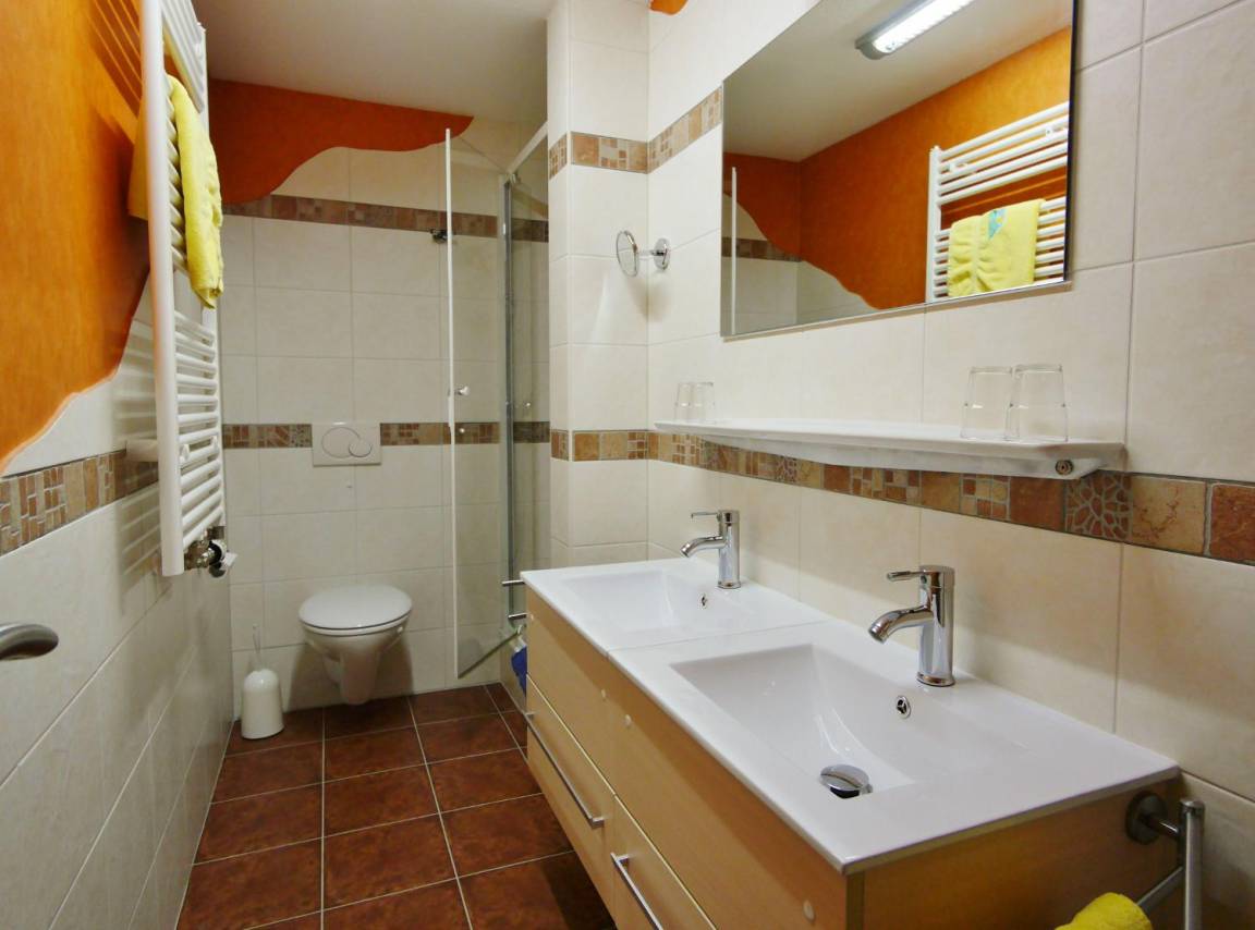 Ferienhaus ∙ 2 Schlafzimmer ∙ 5 Gäste - Willingen (Upland)