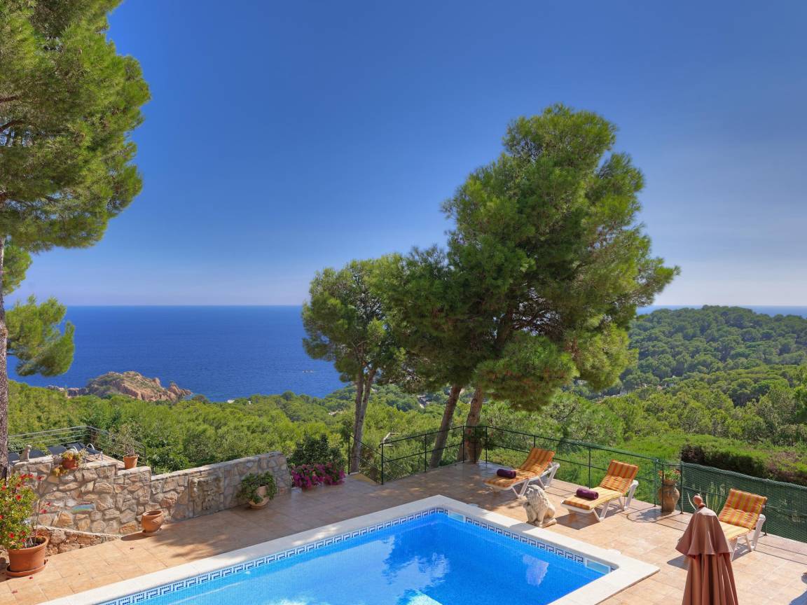 144 M² Casa ∙ 3 Habitaciones ∙ 6 Huéspedes - Tamariu