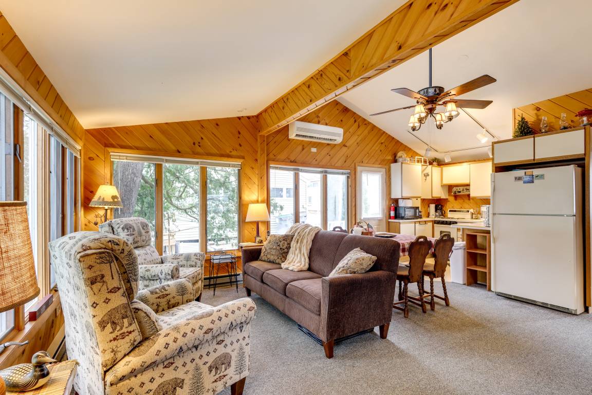 57 M² Cottage ∙ 3 Bedrooms ∙ 6 Guests - Lake George, NY