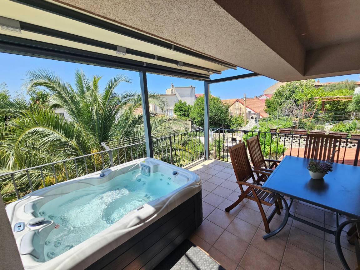 60 M² Apartment ∙ 2 Bedrooms ∙ 6 Guests - Crikvenica