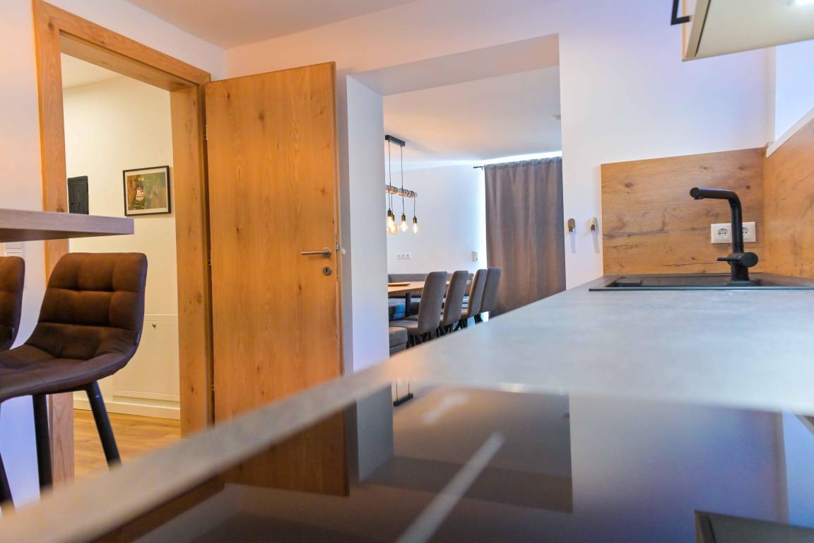 110 M² Ferienwohnung ∙ 4 Schlafzimmer ∙ 10 Gäste - Heiligenblut