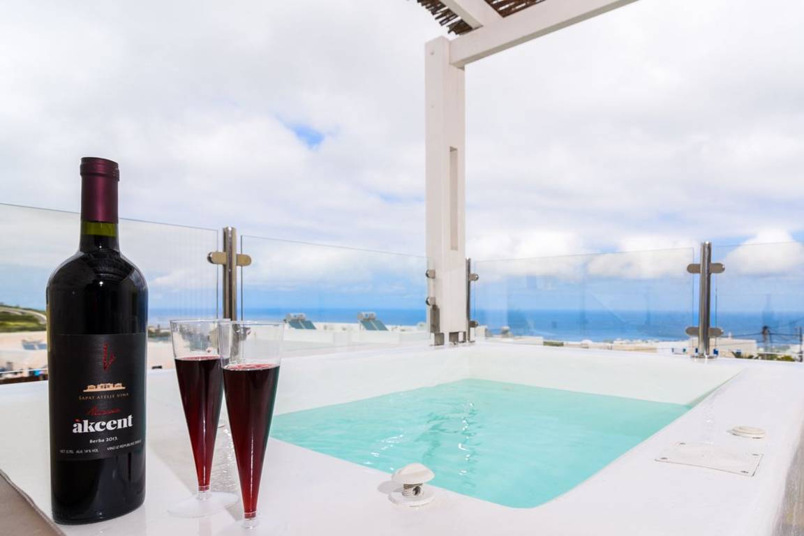 100 M² Villa ∙ 1 Schlafzimmer ∙ 4 Gäste - Santorini