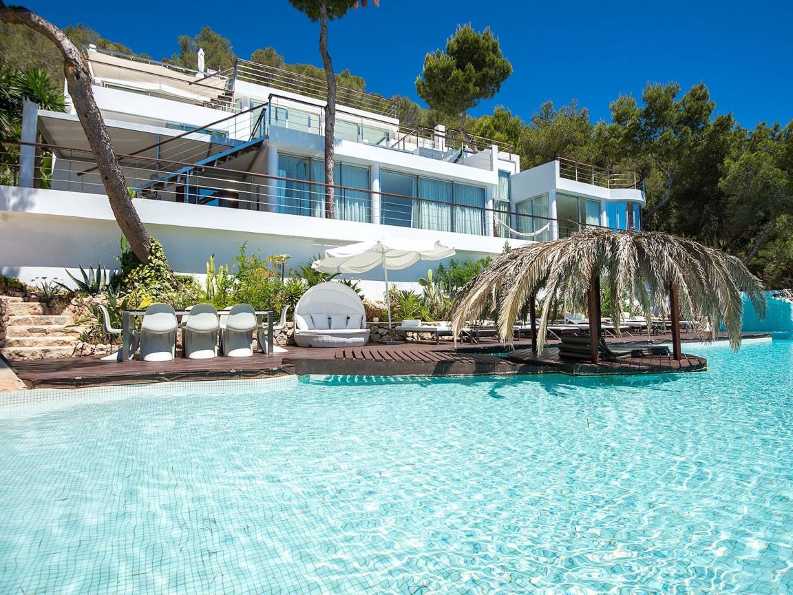 600 M² Villa ∙ 8 Chambres ∙ 16 Personnes - Ibiza City